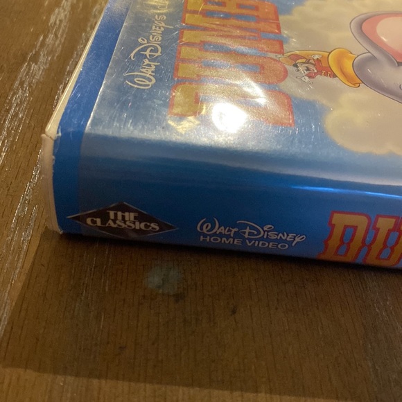 Disney | Media | 981 Original Vintage Walt Disneys Classic Black ...